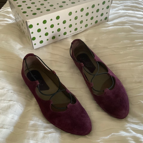 Earthies | Shoes | Earthies Suede Flat | Poshmark